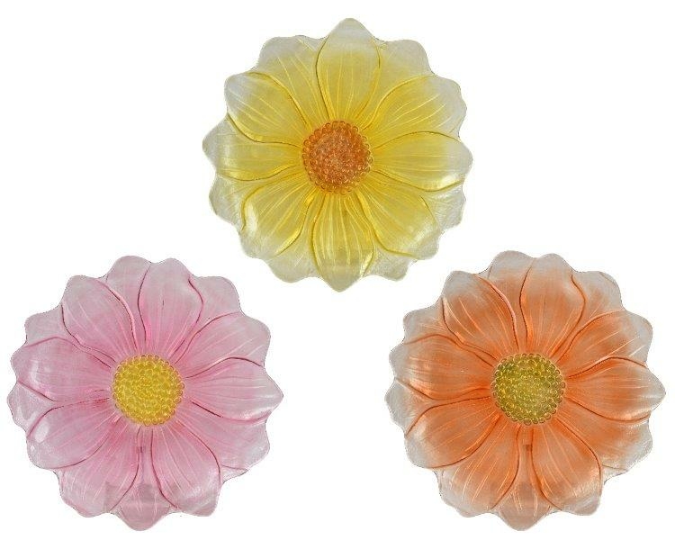 Assorted Glass Daisy Dinner Plates - Ardcarne Garden Centre | Roscommon ...
